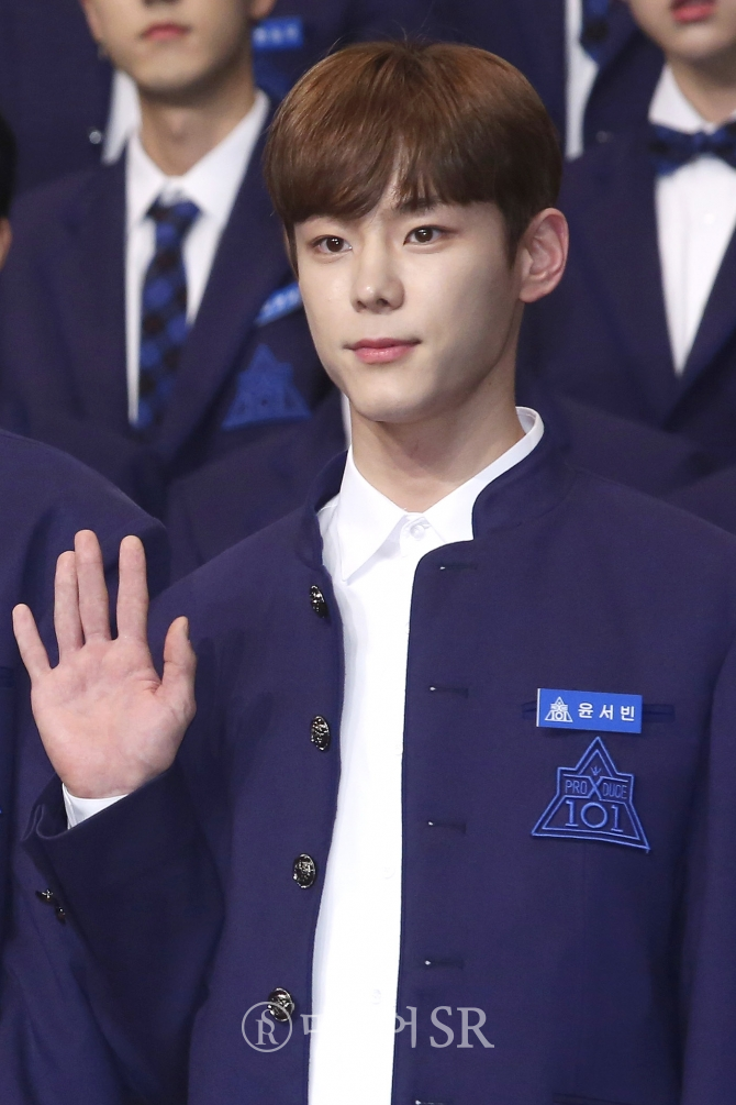 윤서빈, JYP서 방출 결정...'프로듀스X101'에서도 하차 - DealSite경제TV